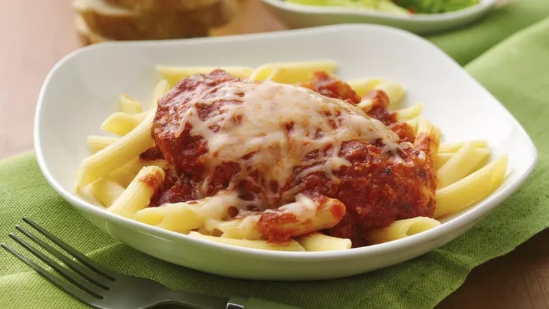 Slow-Cooker Chicken Parmesan with Penne Pasta - The Roosevelt Review